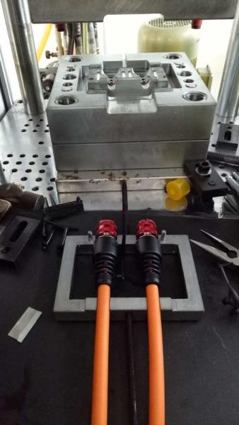 Quality 45T Plastic Vertical Injection Moulding Machine 110 Cm3 Theoretical Shot Volume for sale