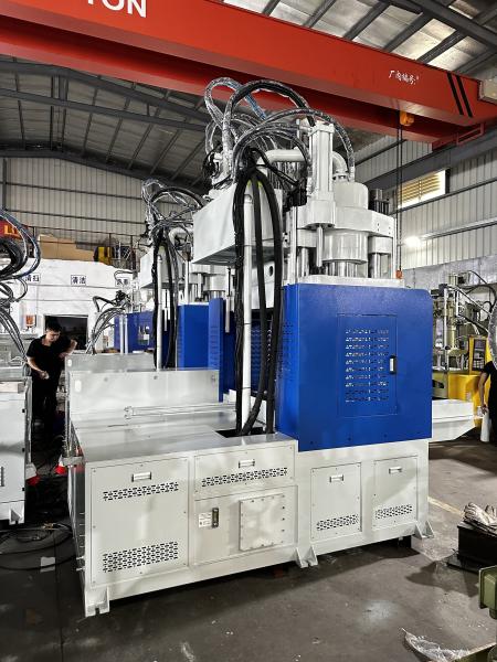 Quality Low Work Table 160 Ton Injection Moulding Machine Vertical JTTD-1600R for sale