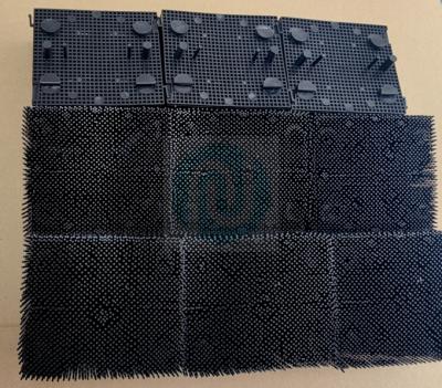 China OEM Pathfinder Auto Cutter Parts Black Color Square Bristle Blocks for sale