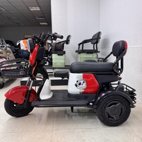Quality Adult Electric Tricycle With Large Screen Display + Responsive Brakes Safe Choice For Parent Child Trips for sale