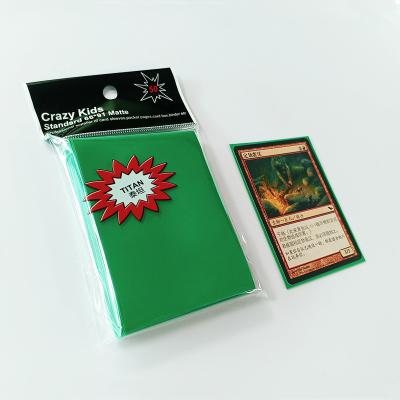 Cina Liquidazione Mtg Green Sleeves Matte Pokemon Deck Protector Sleeves in vendita