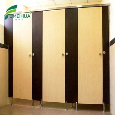 China modern design hpl panel toilet partition and cubicles for sale