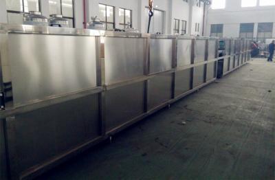 China 40 Filling Head Rotary Bottle Filling Machine , PET / Glass Bottle Production Line for sale