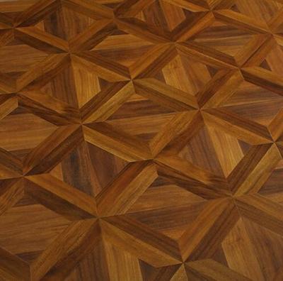 China Indoor 8mm 10.5mm 12mm EIR surface HDF ac4 shining parquet floor for sale