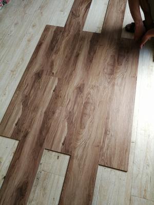 China 8mm small embossed surface small valinge click laminate flooring for sale