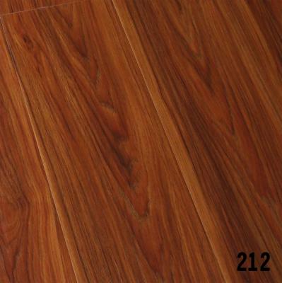 China 12mm hicktory series class31 AC4 piso laminados with good price for sale