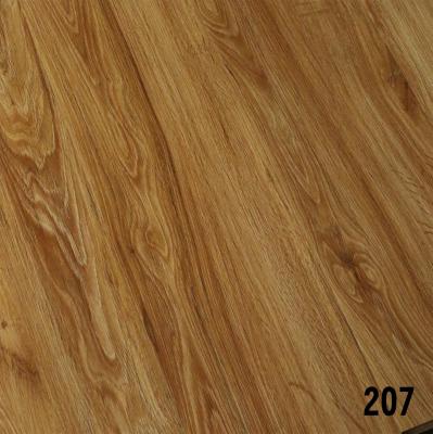 China rustic oak series 12mm class31 AC4 piso laminados with good price for sale