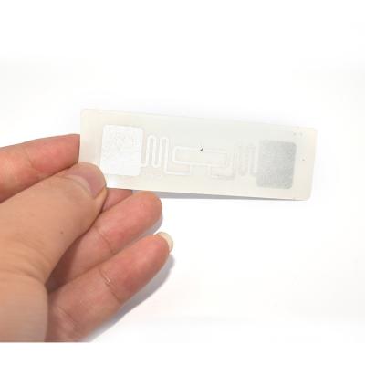 Cina L'intarsio di Rfid dell'autoadesivo 9662 dell'etichetta di frequenza ultraelevata RFID dello straniero impermeabilizza resistente alle intemperie in vendita