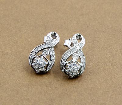 China DIY jóias brincos de prata esterlina CZ hipoalergênico com acentos CZ Drop brincos Stud AAA CZ linda prata esterlina for sale
