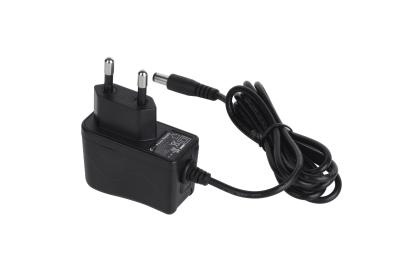 China 5V 1A 5V 1.2A 6V 1A 12V 0.5A Power Adapter Switching 6W IEC60950 IEC61558 for sale