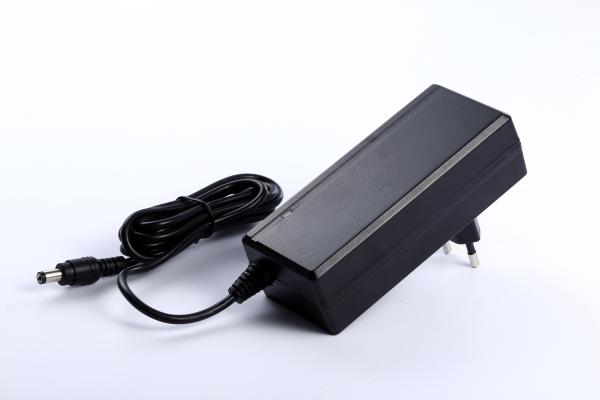 Verbindungsstück der Schaltleistungs-65W des Adapter-12V 5A 24V 2.5A 48V 1.25A 2.1*5.5 2.5*5.5