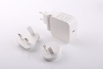 China Travel Micro USB C Power Adapter 30W AC DC International Electrical for sale