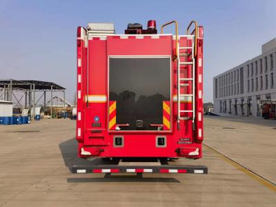 Cina 11kW/T 23600L Grande motore antincendio aeroportuale serbatoio idrico camion antincendio PM240/SG240 in vendita