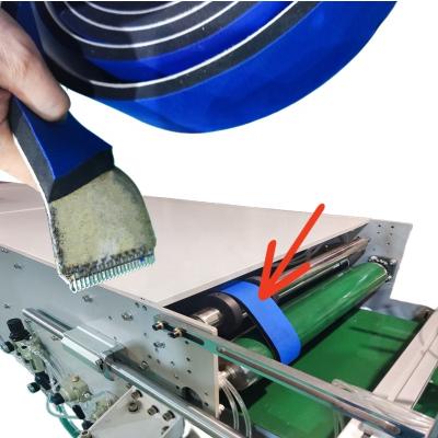 China Lojas de impressão Caixas de colagem Máquina Esponja de fita adesiva para pasta automática Acessórios de colagem à venda