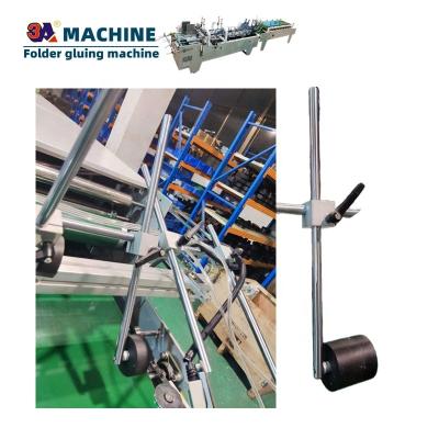 Cina Macchina di incollaggio a scatola azionata elettricamente Ruota per cartellone della scatola di incollaggio Gluer cintura pieghevole in vendita