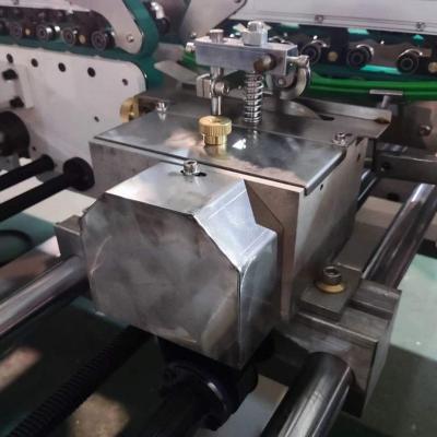 China Caixa de colagem automática Caixa de dobragem Máquina de colagem Acessórios para material de embalagem de papel à venda