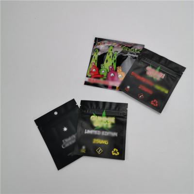 China Laminated Material Stand Up Coffee Pouches 8oz Plastic  Hemp CBD Packaging for sale
