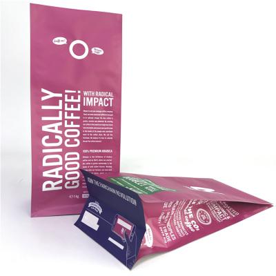 Китай Gusset алюминиевой фольги VMPET BPA свободный бортовой кладет 400ml в мешки с клапаном продается