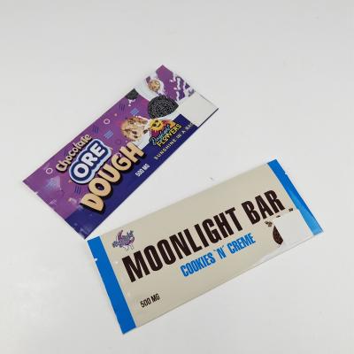 中国 環境に優しい紙包装 オーダーメイド印刷 スタンドアップポーチ チョコレート エネルギーバー クッキー スナックパッケージ 販売のため