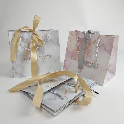 China Customized Paper Bags Biodegradable Paper Pouch For Shopping With Logo Printing for sale