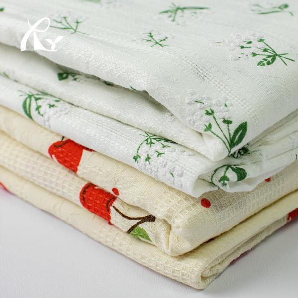 Quality The Latest Chic Pattern 100%  Cotton for Shirt Print Fashion Beach Dress Clothing Fabric for sale