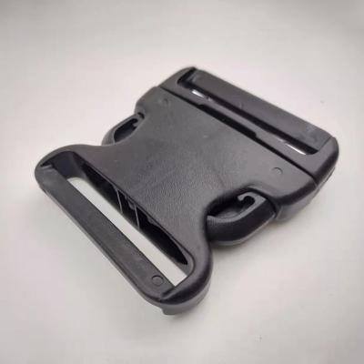 Cina La plastica dello zaino di Yifeng inarca il regolatore a 1 pollici della cinghia del ODM dell'OEM in vendita