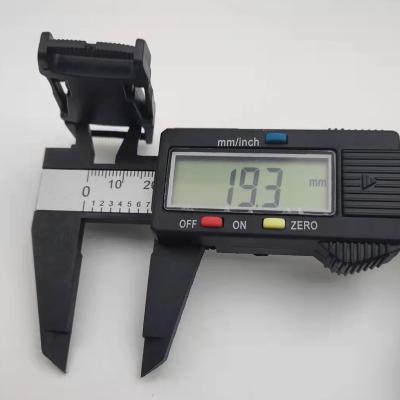 Cina clip di plastica del lato di larghezza di 19.3mm del rilascio rapido del fermaglio di compressione laterale quadrata del ODM in vendita