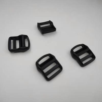中国 28.5mm*24.7mmはバックパックのためのプラスチック止め金のバックルをカスタマイズした 販売のため
