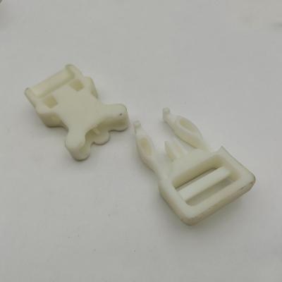 China CER CCIC 37.8mm weiße Seitenfreigabe-Plastikschnalle für Nylongewebtes material zu verkaufen