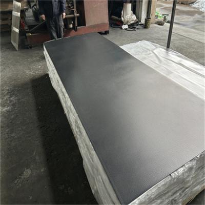 Cina Lamine di metallo perforata di alluminio bianca strato di alluminio di 1220mm x di 0.8mm con i fori in vendita