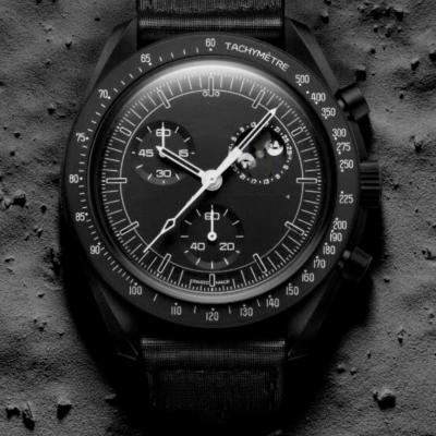 Cina New Swatch Joint Watch Swatch Watch Planet Snoopy Series Black and White Luminous Watrproof Watch in vendita