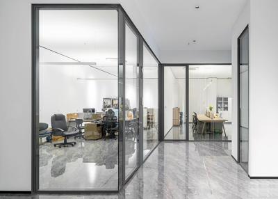 中国 枠付きガラスの隔壁 垂直全景 内部 ガラスの隔壁 アルミフレーム 販売のため