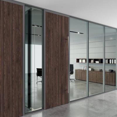 China Pre-Assembled Glass Partition Wall with Aluminum Frame and Soundproofing for sale