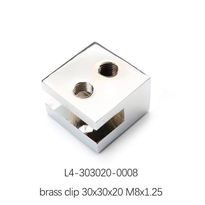 China 30x30x20mm Brass Clip With M8x1.25 Thread For Corrosion Resistant Lighting Fixture Connections for sale