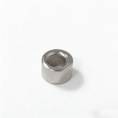 China 8x5 Dimensions Chrome Plated Corrosion Resistant Iron Accessory for Lighting Fixture Connector for sale