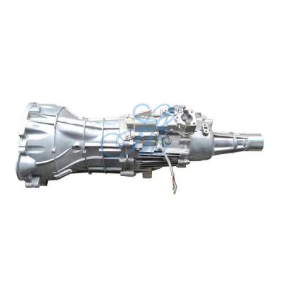 Cina ISUZU DMAX 4JB1 NKR TFR 4KH1 Truck Pickup Car Gearbox Trasmissione con dimensioni standard in vendita