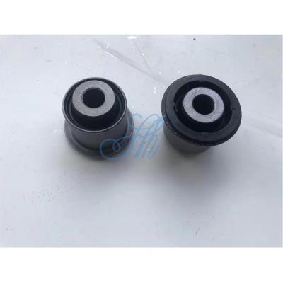 Cina 2012-2016 Control Arm Bushing per ISUZU DMAX Anteriore inferiore e superiore del braccio 8973641730 in vendita