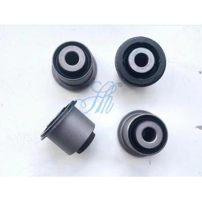 Cina 2012-2016 Control Arm Bushing per ISUZU DMAX Anteriore inferiore e superiore del braccio 8973641730 in vendita
