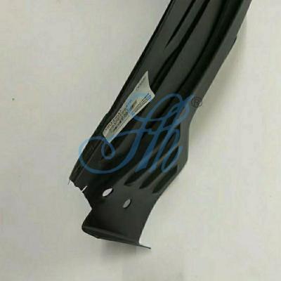 Cina OE NO. 8981019460 Marca auto D-max12/03/06/4*4 Protezione da fanghi interna per ISUZU D-MAX OEM in vendita