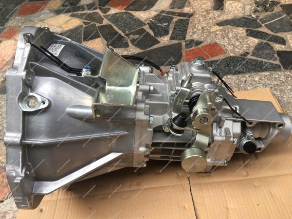 Quality MR515D02 Manual Transmission Gearbox for DFSK C31 C32 C36 C37 1.5L Engine for sale