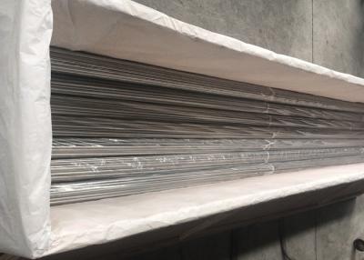 China Helder Onthard het roestvrije staalbuizenstelsel D4/T3 OD10 X 1.0MM 1,4404 van de Precisie klein diameter Te koop