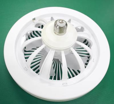 Cina Moderna luce a ventilatore di soffitto a LED dimmabile da 30 W con presa E27 velocità del vento regolabile per camera da letto in vendita