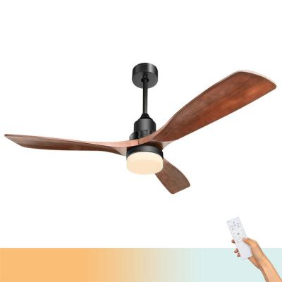 Chine Lumières de ventilateur de plafond à LED en bois montées au plafond avec vitesse réglable et lumières à LED atténuées à vendre