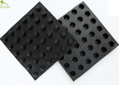 China Ventilatie Dimple Height 12mm Drainage Geocomposite Mat Football Field Greening Te koop