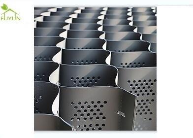 China Grintstabilisator 200mm Hoogte Geocells in Wegenbouw voor Paardpaddock Te koop