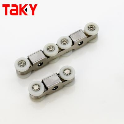Cina Sistema di attrezzatura per armadi di porta in legno con ruota scorrevole a rulli con sliver e dimensione di 8,5 cm*11 cm in vendita