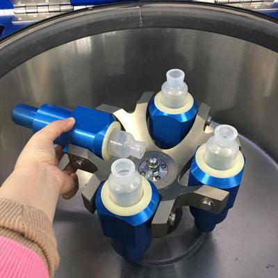 中国 220V/50Hz 7.5kgの固定角度の回転子が付いている小さい実験室の遠心分離機機械 販売のため