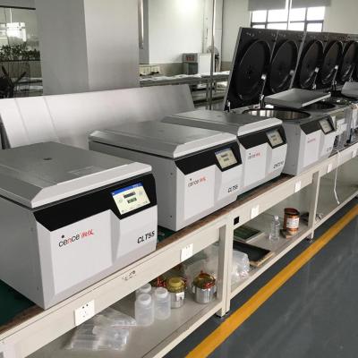 China New Model CLT55R Tabletop Low Speed Centrifuge with 5500r/min Max Speed 5951xg RCF and 4x750ml Large Capacity for sale