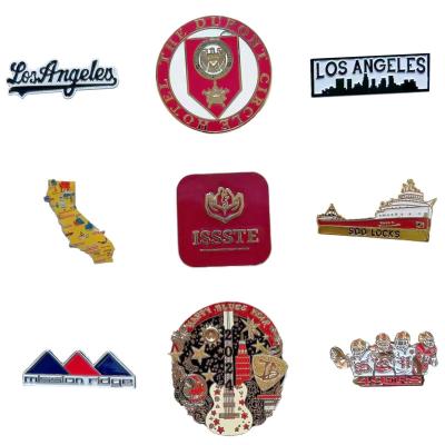 Cina Pini di lapel personalizzati La soluzione ideale per le esigenze di branding aziendale in vendita