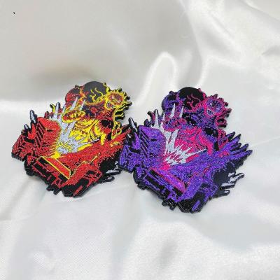 中国 カスタムロゴ エナメルピン ソフト メタバッジ 会社ラベル ピン 高品質のソフト エナメルピン 販売のため